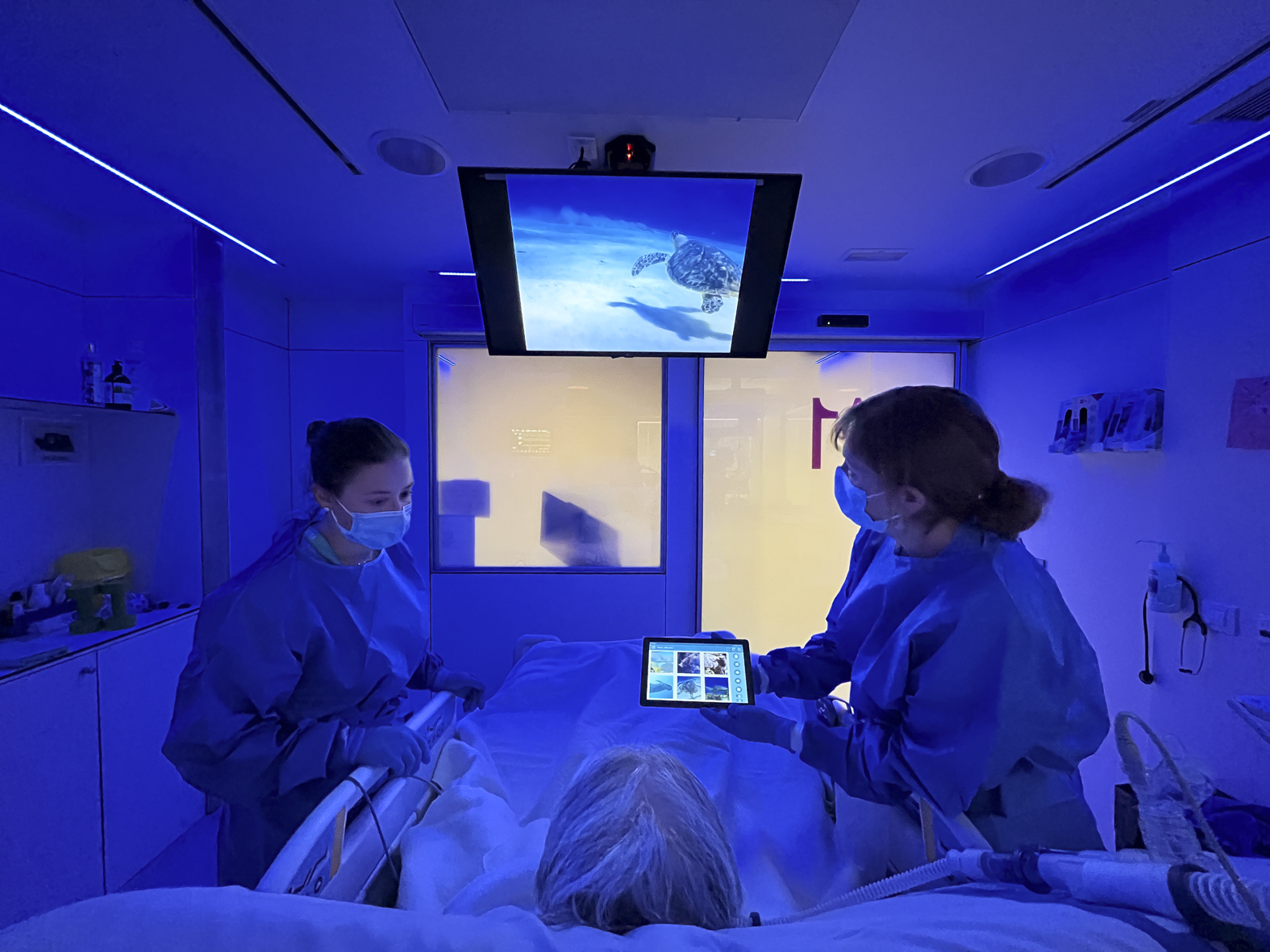 El Hospital de Bellvitge transforma la UCI con tecnología ...
