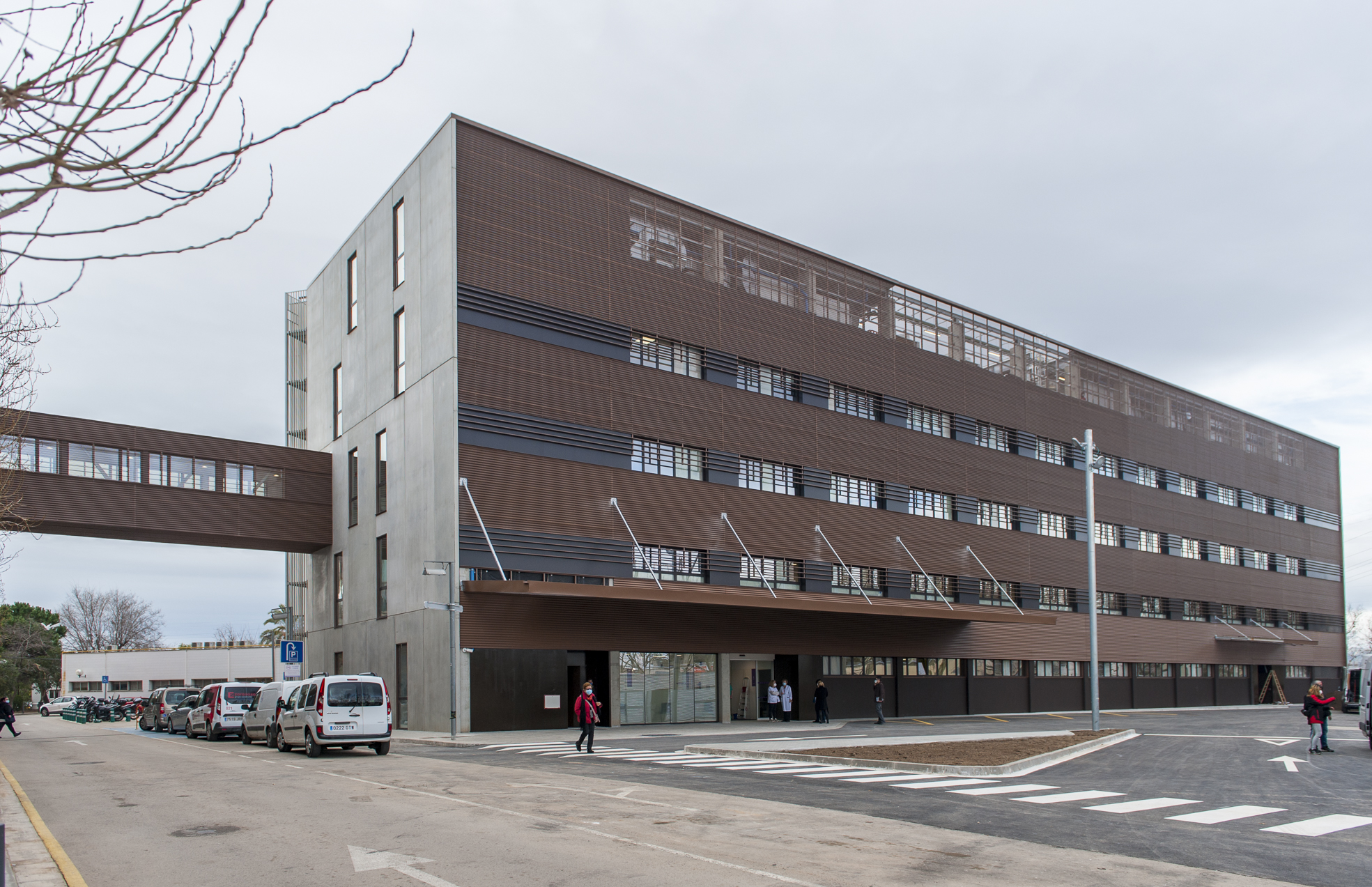 El Hospital de Bellvitge transforma el edificio Delta en un área ...