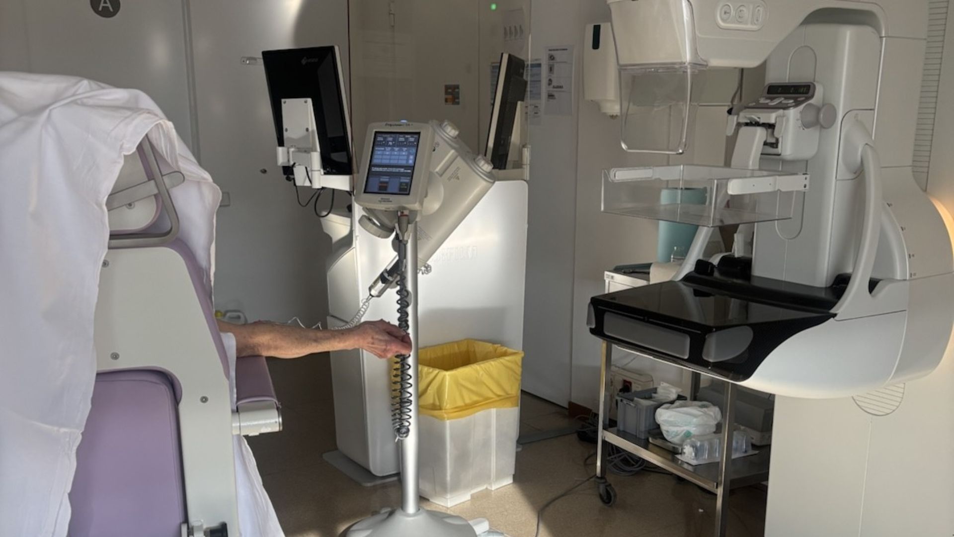 Mamografía con contraste: información de la prueba | Hospital de Bellvitge
